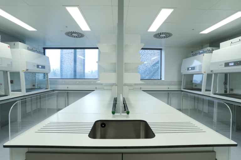 SRD2 Cancer Research Facility, UK - Dornan Engineering